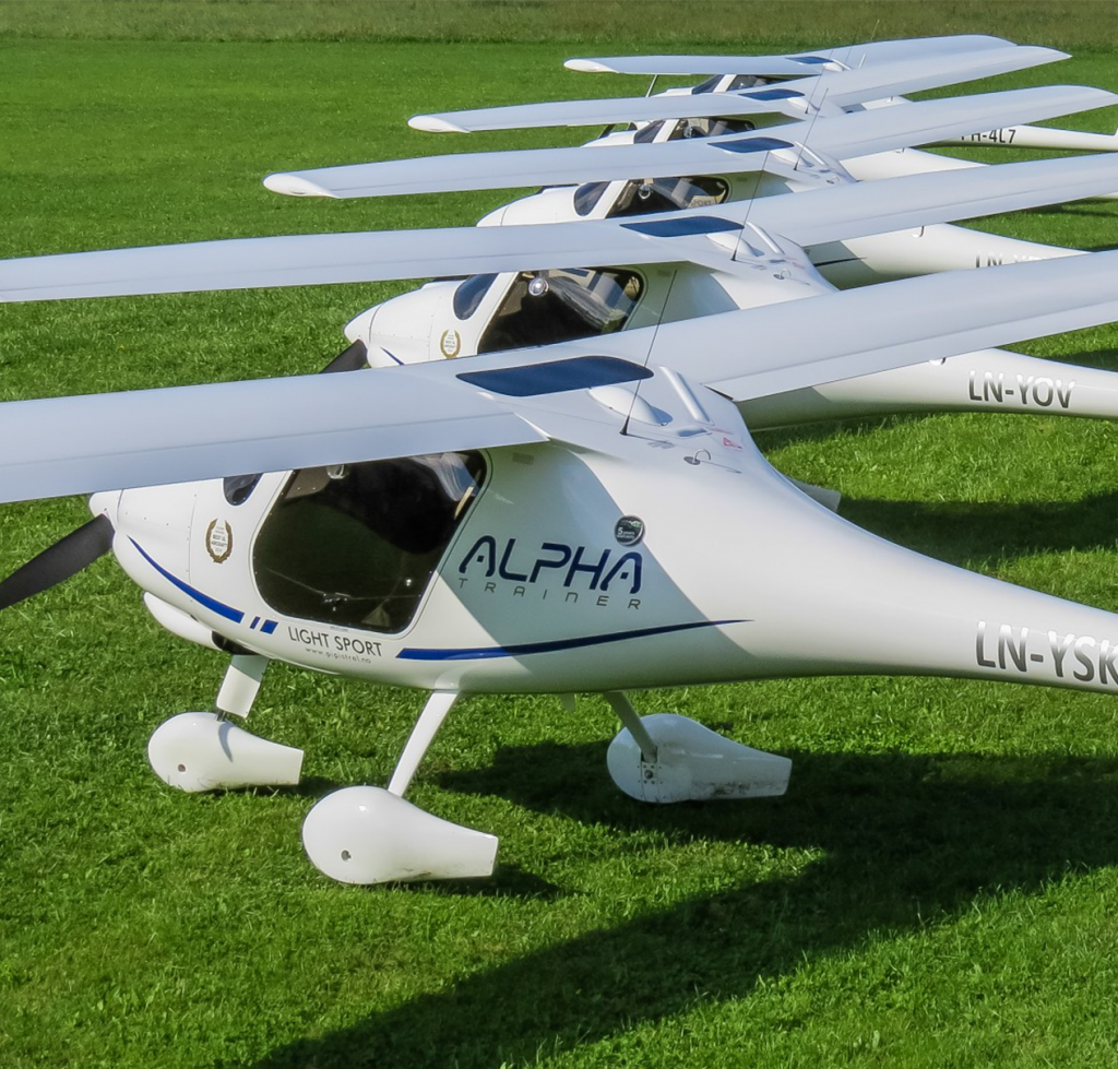 Alpha Trainer - En Vol, École de Pilotage